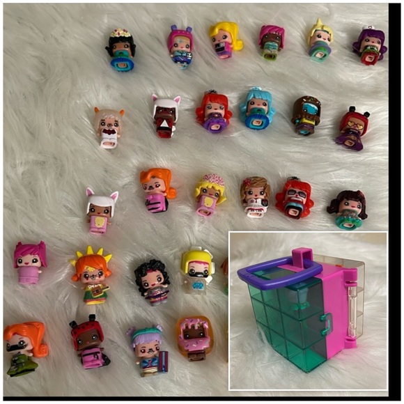 mini mixie | Toys | Huge 33 Mini Mixie Qs Bundle Lot Cube Case | Poshmark